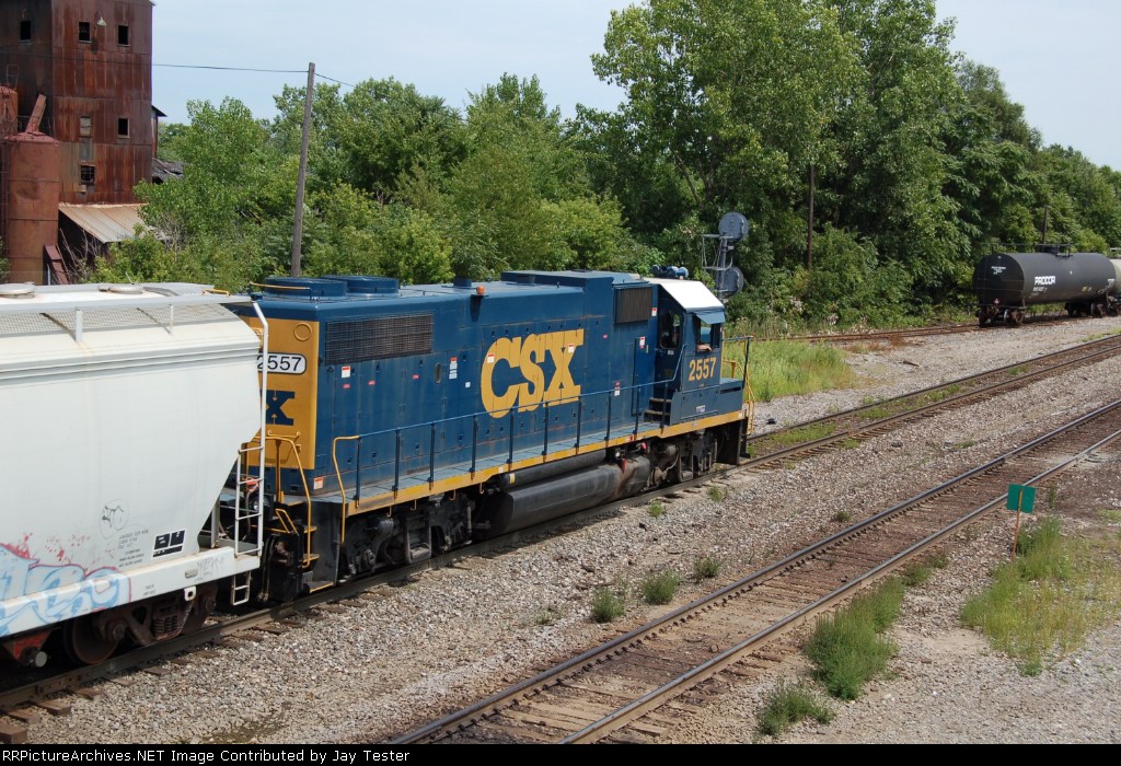 CSX 2557